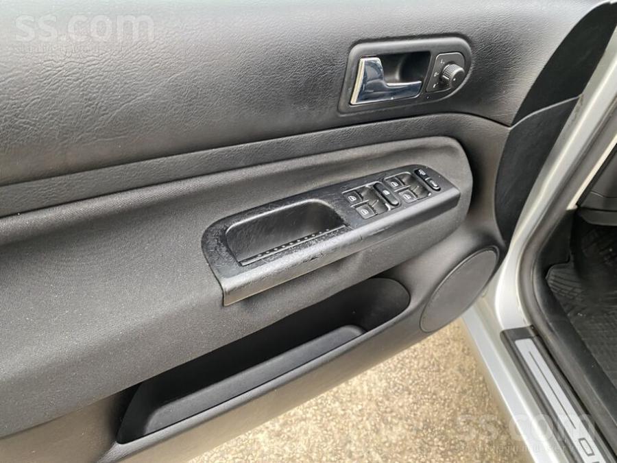 Grey Volkswagen Golf 2004 in Ludza, with an engine capacity of 1.90 L and mileage of 0 thousand km for 2350 €, photo 13 on AUTOMOTO.COM.LV