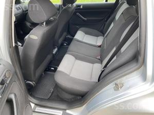 Grey Volkswagen Golf 2004 in Ludza, with an engine capacity of 1.90 L and mileage of 0 thousand km for 2350 €, photo 17 on AUTOMOTO.COM.LV