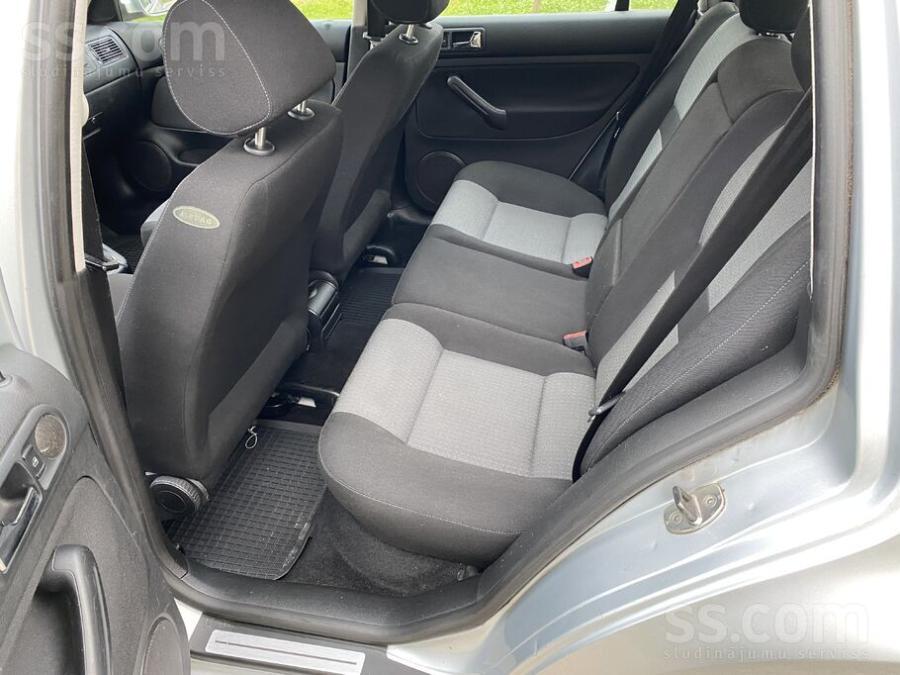 Grey Volkswagen Golf 2004 in Ludza, with an engine capacity of 1.90 L and mileage of 0 thousand km for 2350 €, photo 17 on AUTOMOTO.COM.LV