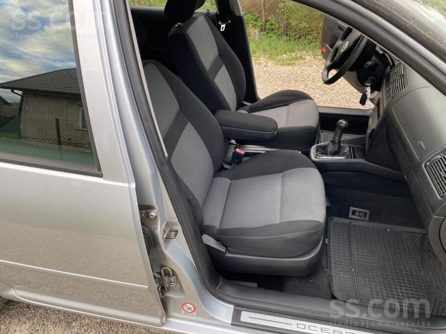 Grey Volkswagen Golf 2004 in Ludza, with an engine capacity of 1.90 L and mileage of 0 thousand km for 2350 €, photo 20 on AUTOMOTO.COM.LV