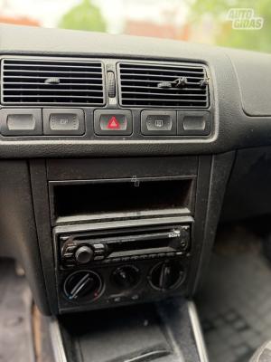 Pelēks Volkswagen Golf 2004 Kauņa, ar dzinēja tilpumu 1.90 L un nobraukumu 289 tūkst. km par 1000 €, foto 17 vietnē AUTOMOTO.COM.LV