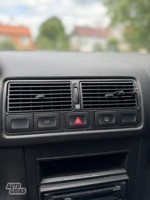 Pelēks Volkswagen Golf 2004 Kauņa, ar dzinēja tilpumu 1.90 L un nobraukumu 289 tūkst. km par 1000 €, foto 19 vietnē AUTOMOTO.COM.LV