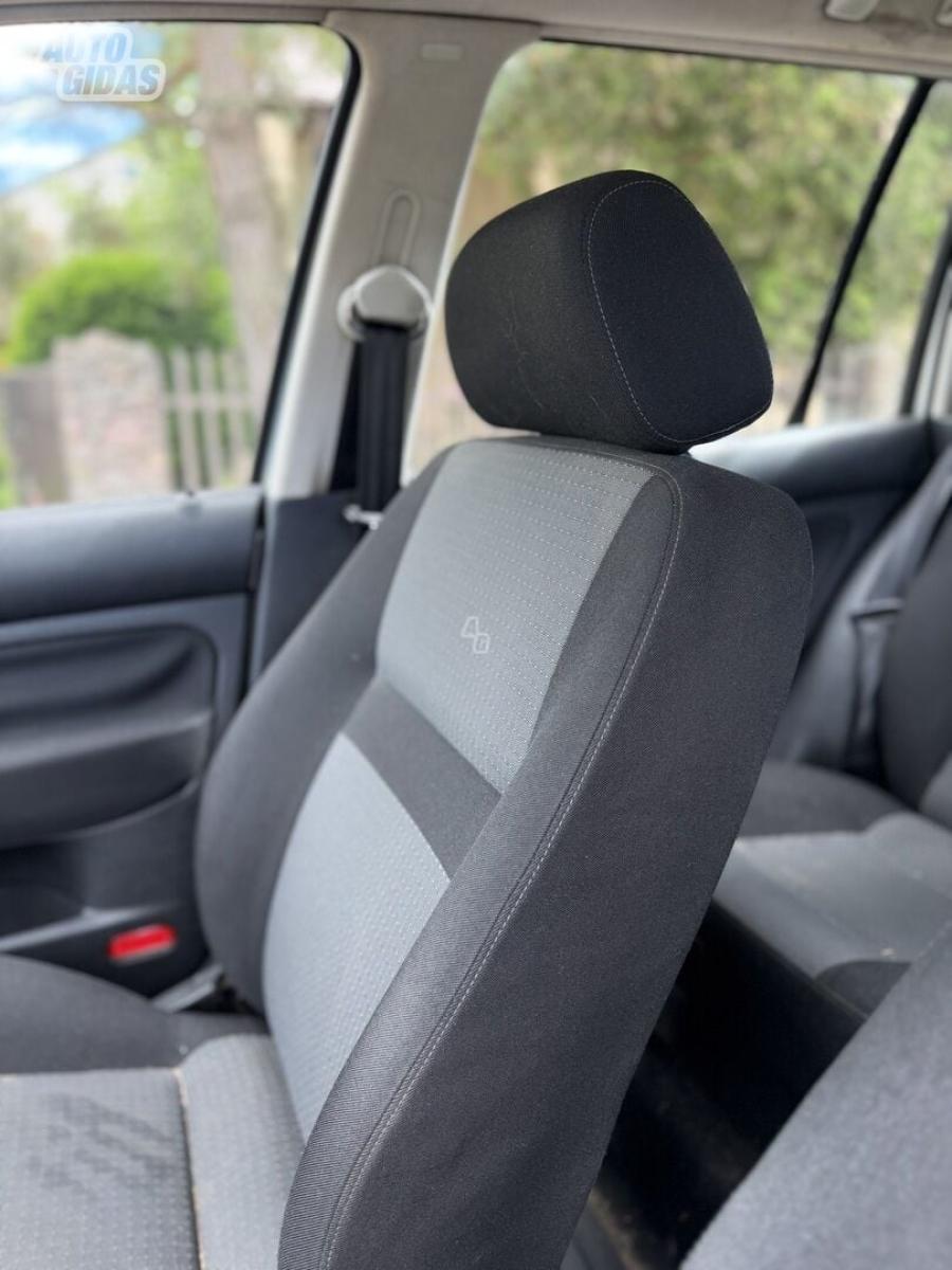 Pelēks Volkswagen Golf 2004 Kauņa, ar dzinēja tilpumu 1.90 L un nobraukumu 289 tūkst. km par 1000 €, foto 21 vietnē AUTOMOTO.COM.LV