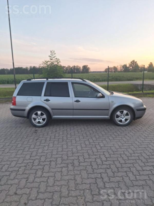 Pelēks Volkswagen Golf 2004 Bauska, ar dzinēja tilpumu 1.90 L un nobraukumu 360 tūkst. km par 1500 €, foto 2 vietnē AUTOMOTO.COM.LV