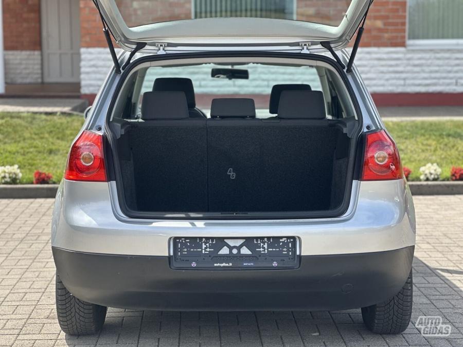 Grey Volkswagen Golf 2004 in Vilnius, with an engine capacity of 1.40 L and mileage of 205 thousand km for 2450 €, photo 25 on AUTOMOTO.COM.LV