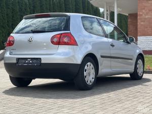 Grey Volkswagen Golf 2004 in Vilnius, with an engine capacity of 1.40 L and mileage of 205 thousand km for 2450 €, photo 29 on AUTOMOTO.COM.LV