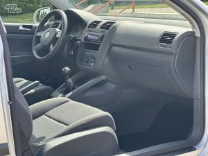 Grey Volkswagen Golf 2004 in Vilnius, with an engine capacity of 1.40 L and mileage of 205 thousand km for 2450 €, photo 30 on AUTOMOTO.COM.LV