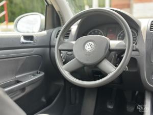 Grey Volkswagen Golf 2004 in Vilnius, with an engine capacity of 1.40 L and mileage of 205 thousand km for 2450 €, photo 35 on AUTOMOTO.COM.LV