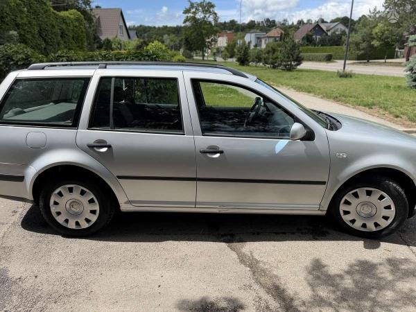 Grey Volkswagen Golf 2004 in Kaunas, with an engine capacity of 1.90 L and mileage of 289 thousand km for 1600 €, photo 7 on AUTOMOTO.COM.LV
