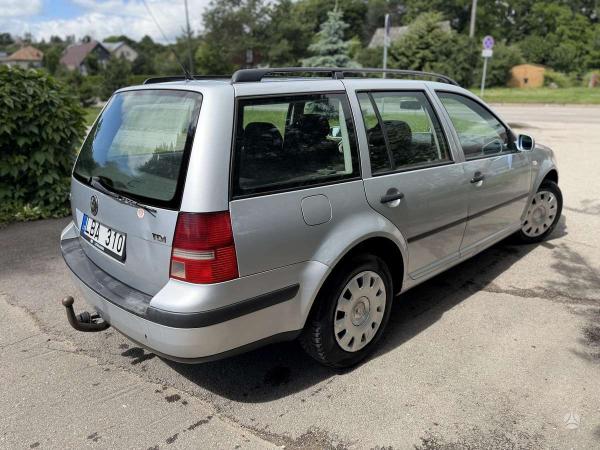 Grey Volkswagen Golf 2004 in Kaunas, with an engine capacity of 1.90 L and mileage of 289 thousand km for 1600 €, photo 8 on AUTOMOTO.COM.LV