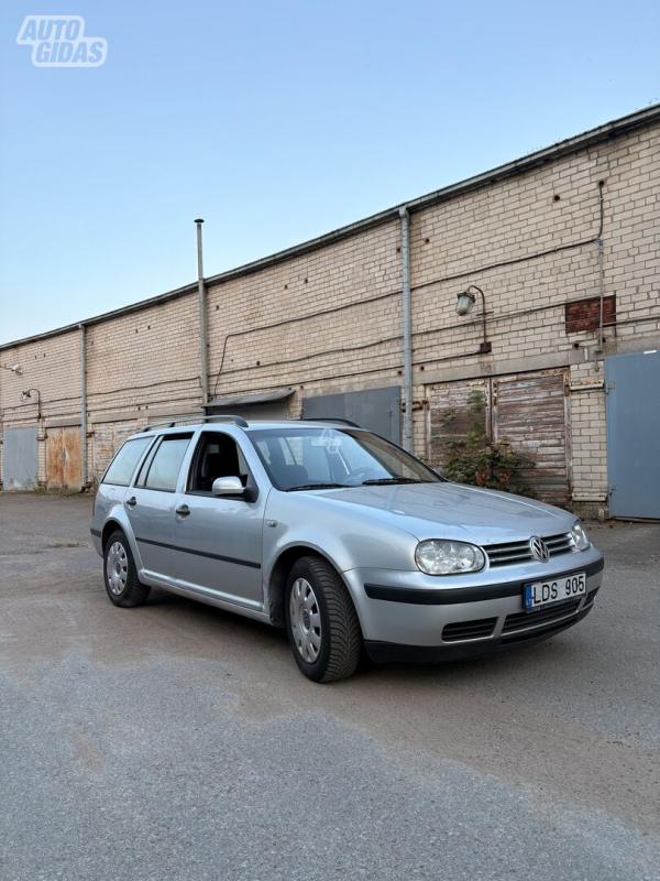 Pelēks Volkswagen Golf 2004 Kauņa, ar dzinēja tilpumu 1.90 L un nobraukumu 400 tūkst. km par 900 €, foto 3 vietnē AUTOMOTO.COM.LV