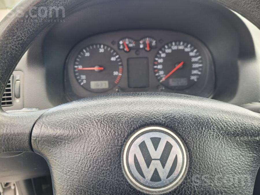 Pelēks Volkswagen Golf 2005 Jelgava, ar dzinēja tilpumu 1.90 L un nobraukumu 0 tūkst. km par 1250 €, foto 15 vietnē AUTOMOTO.COM.LV