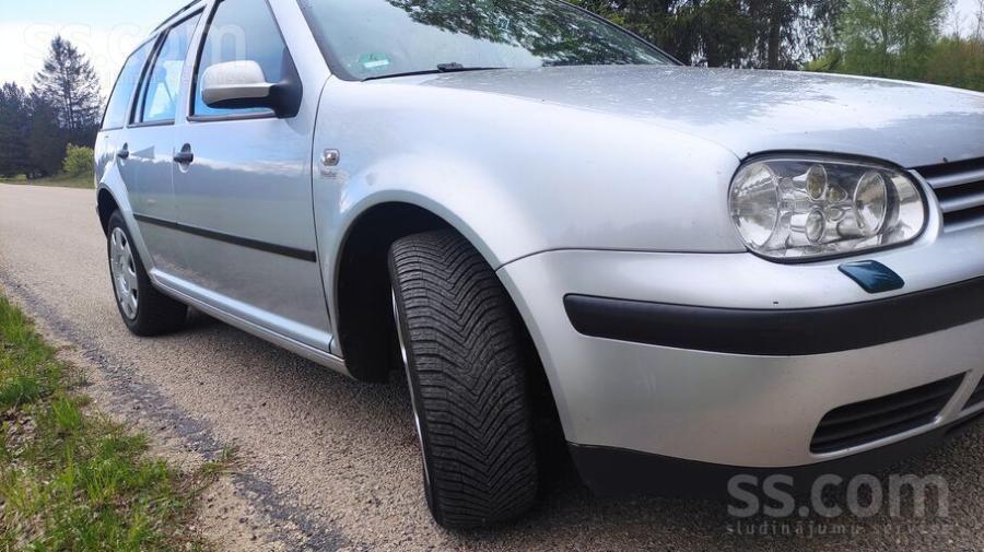 Pelēks Volkswagen Golf 2005 Ludza, ar dzinēja tilpumu 1.90 L un nobraukumu 278 tūkst. km par 1800 €, foto 19 vietnē AUTOMOTO.COM.LV