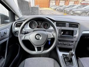 Grey Volkswagen Golf 2005 in Daugavpils, with an engine capacity of 1.60 L and mileage of 152 thousand km for 4900 €, photo 8 on AUTOMOTO.COM.LV