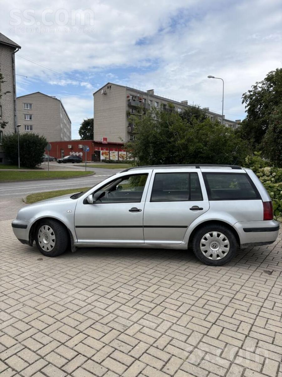 Pelēks Volkswagen Golf 2005 Kuldīga, ar dzinēja tilpumu 1.90 L un nobraukumu 256 tūkst. km par 1550 €, foto 10 vietnē AUTOMOTO.COM.LV