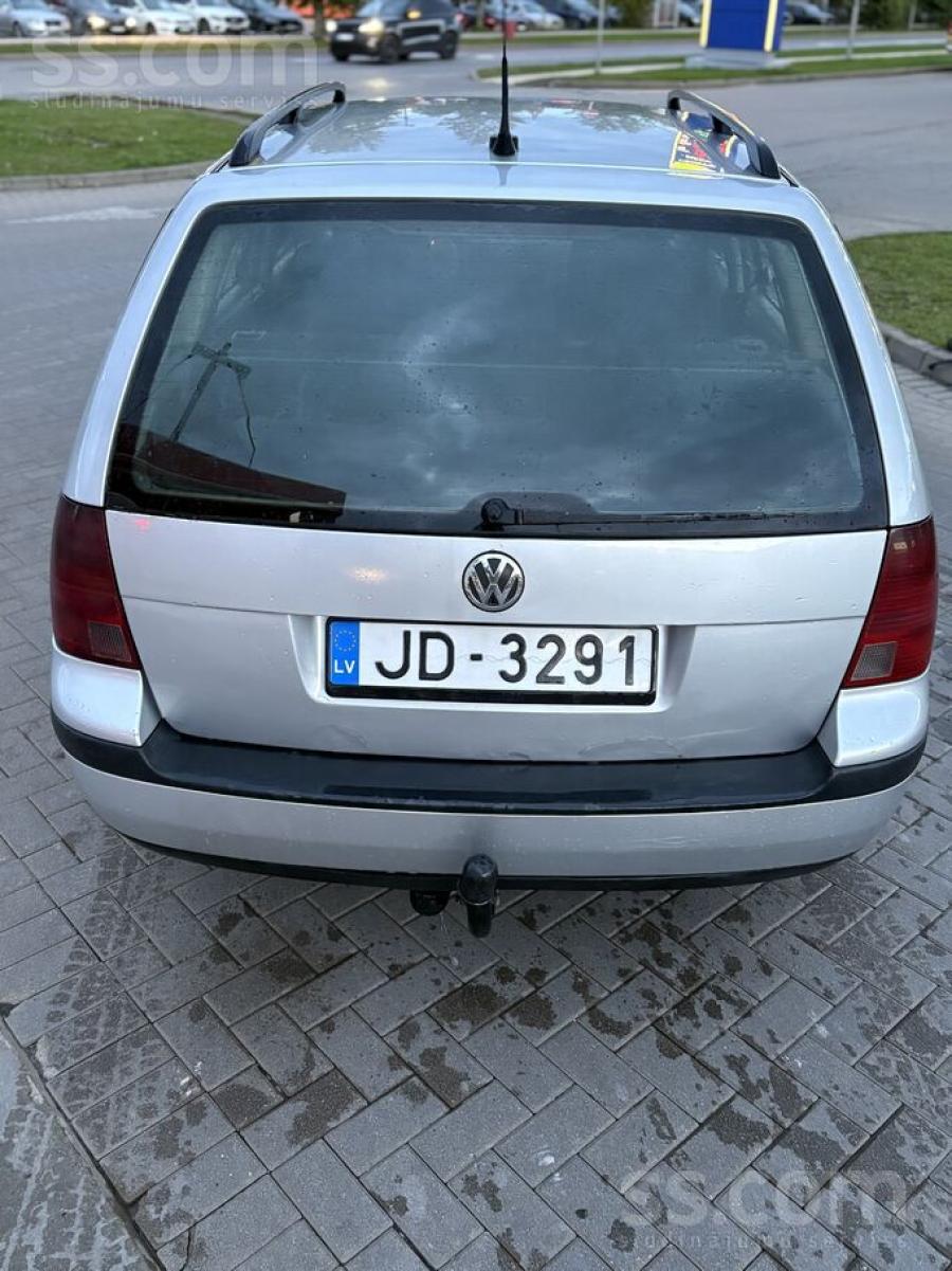 Pelēks Volkswagen Golf 2005 Kuldīga, ar dzinēja tilpumu 1.90 L un nobraukumu 256 tūkst. km par 1450 €, foto 7 vietnē AUTOMOTO.COM.LV
