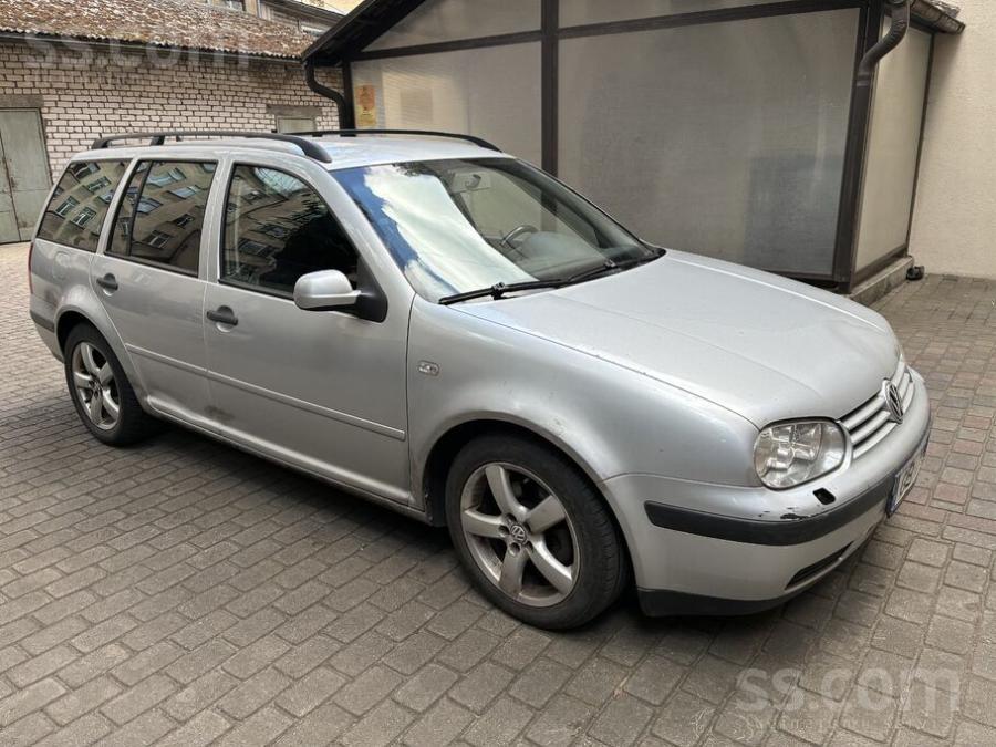 Grey Volkswagen Golf 2006 in Riga, with an engine capacity of 1.60 L and mileage of 226 thousand km for 700 €, photo 4 on AUTOMOTO.COM.LV
