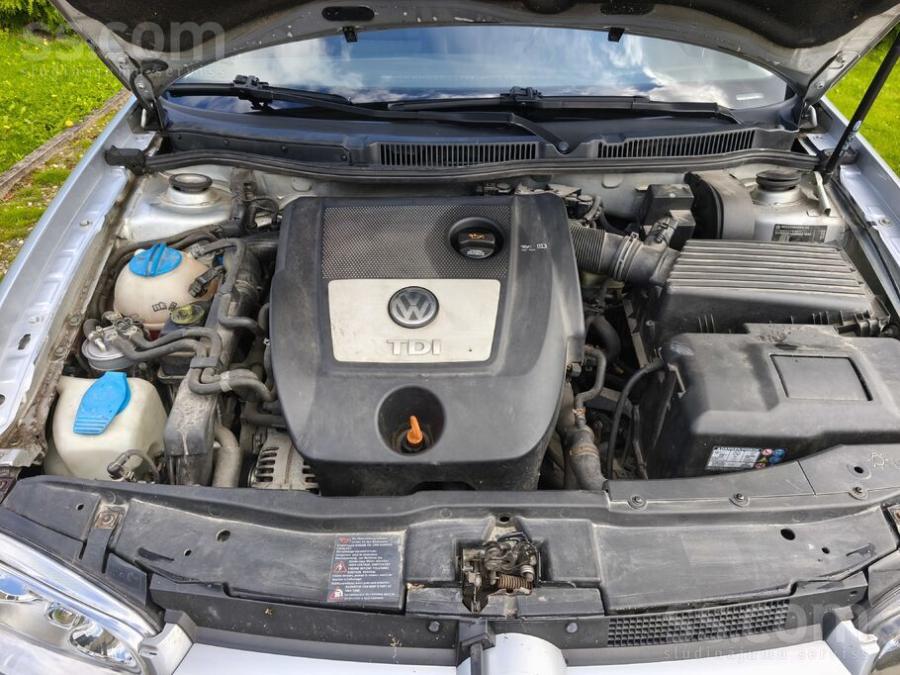 Pelēks Volkswagen Golf 2006 Daugavpils, ar dzinēja tilpumu 1.90 L un nobraukumu 377 tūkst. km par 1450 €, foto 12 vietnē AUTOMOTO.COM.LV