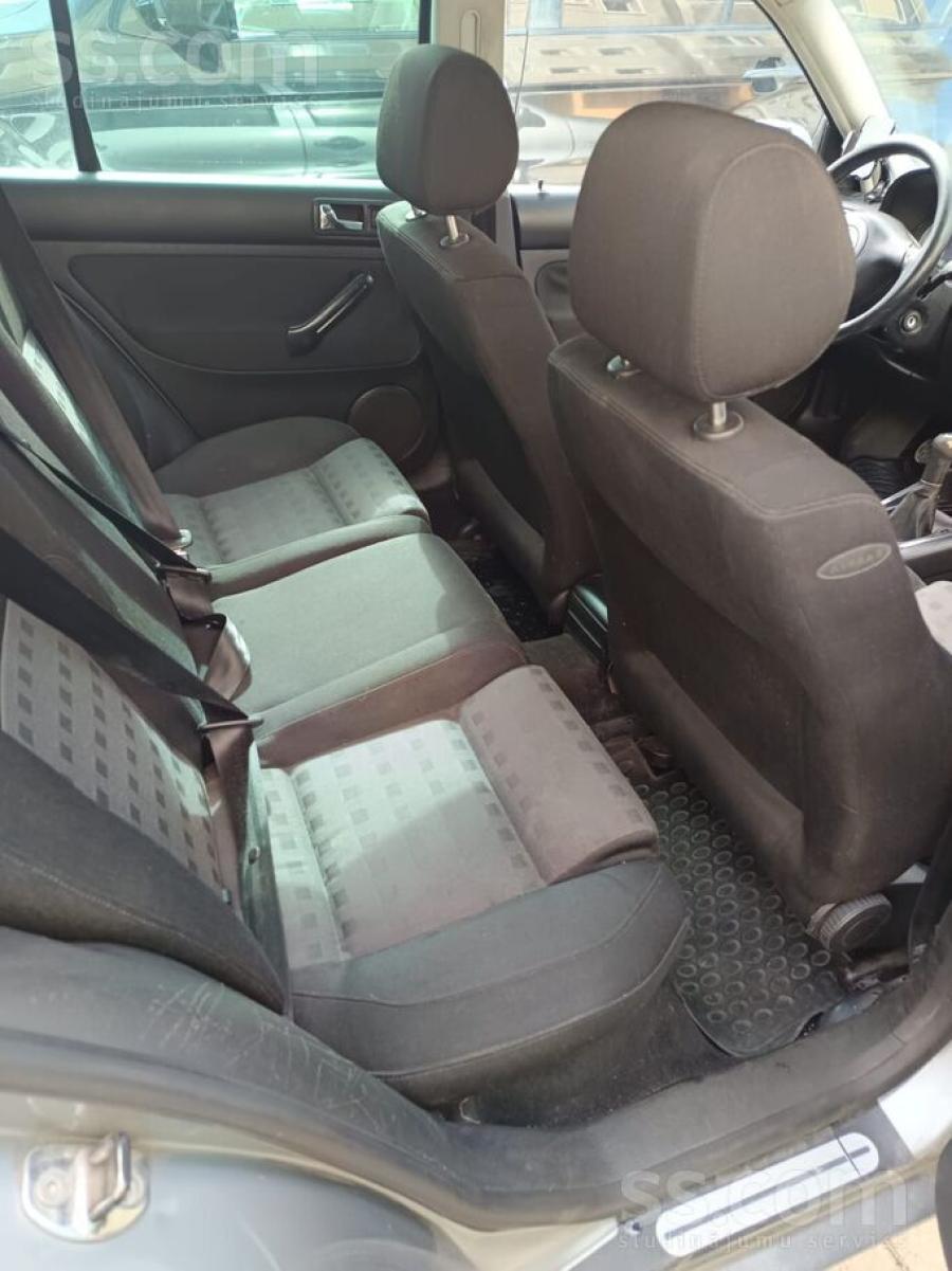 Pelēks Volkswagen Golf 2006 Jūrmala, ar dzinēja tilpumu 1.90 L un nobraukumu 257 tūkst. km par 1400 €, foto 8 vietnē AUTOMOTO.COM.LV