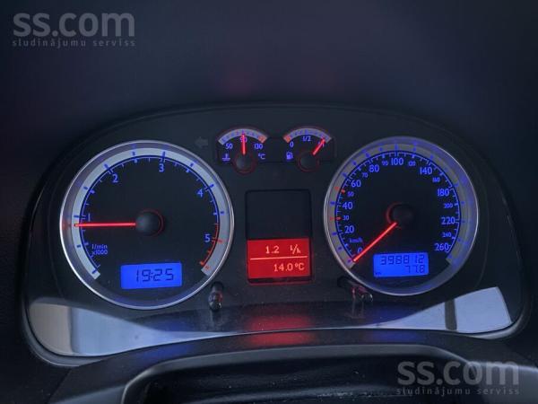 Фольксваген Гольф 2006 в Алуксне на AUTOMOTO.COM.LV Серый Фольксваген Гольф 2006 в Алуксне, объемом двигателя 1.90 л и пробегом 400 тыс. км за 1500 €, фото 7 на AUTOMOTO.COM.LV
