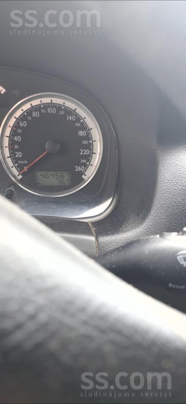 Volkswagen Golf 2006 in Gulbene on AUTOMOTO.COM.LV Grey Volkswagen Golf 2006 in Gulbene, with an engine capacity of 1.90 L and mileage of 465 thousand km for 1200 €, photo 6 on AUTOMOTO.COM.LV