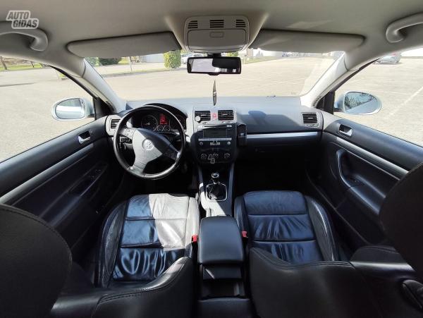 Grey Volkswagen Golf 2007 in Kaunas, with an engine capacity of 1.90 L and mileage of 286 thousand km for 2700 €, photo 6 on AUTOMOTO.COM.LV