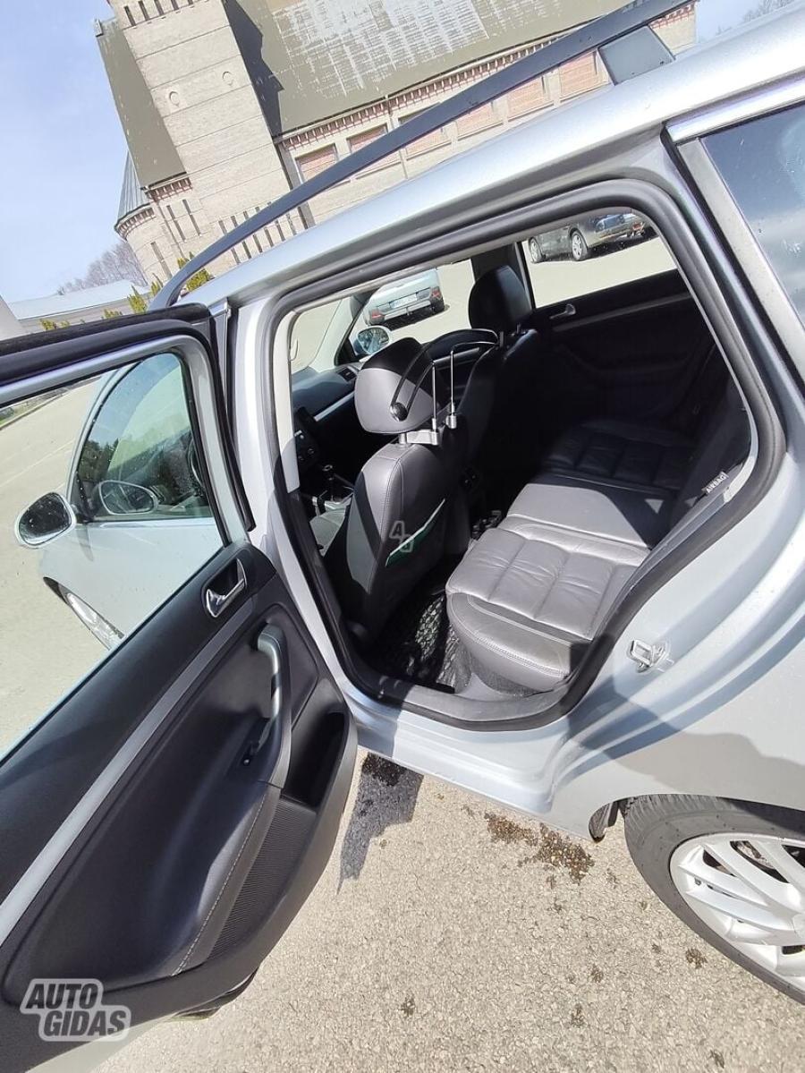 Pelēks Volkswagen Golf 2007 Kauņa, ar dzinēja tilpumu 1.90 L un nobraukumu 286 tūkst. km par 2700 €, foto 9 vietnē AUTOMOTO.COM.LV