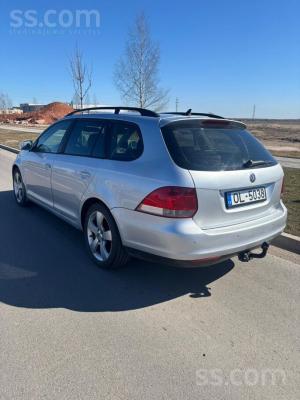 Pelēks Volkswagen Golf 2007 Liepāja, ar dzinēja tilpumu 1.90 L un nobraukumu 371 tūkst. km par 1900 €, foto 5 vietnē AUTOMOTO.COM.LV