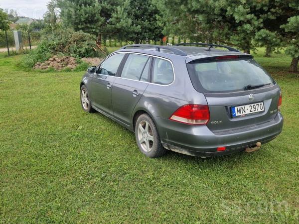 Pelēks Volkswagen Golf 2007 Rīga, ar dzinēja tilpumu 2.00 L un nobraukumu 352 tūkst. km par 1150 €, foto 5 vietnē AUTOMOTO.COM.LV