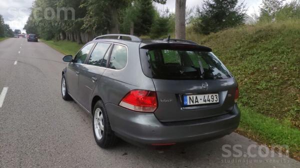 Pelēks Volkswagen Golf 2007 Talsi, ar dzinēja tilpumu 1.90 L un nobraukumu 254 tūkst. km par 1670 €, foto 4 vietnē AUTOMOTO.COM.LV