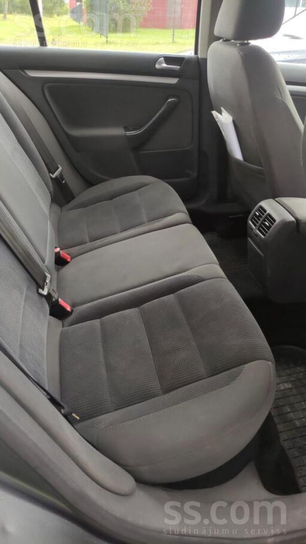 Pelēks Volkswagen Golf 2007 Talsi, ar dzinēja tilpumu 1.90 L un nobraukumu 254 tūkst. km par 1670 €, foto 6 vietnē AUTOMOTO.COM.LV