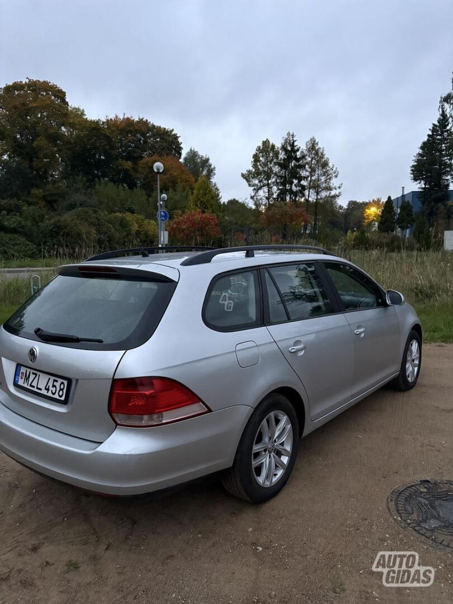 Grey Volkswagen Golf 2007 in Alytus, with an engine capacity of 1.60 L and mileage of 280 thousand km for 1200 €, photo 5 on AUTOMOTO.COM.LV