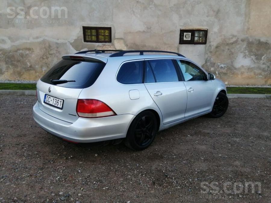 Grey Volkswagen Golf 2008 in Tukums, with an engine capacity of 1.90 L and mileage of 364 thousand km for 2950 €, photo 4 on AUTOMOTO.COM.LV