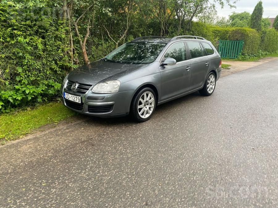 Grey Volkswagen Golf 2008 in Riga, with an engine capacity of 1.90 L and mileage of 262 thousand km for 2500 €, photo 1 on AUTOMOTO.COM.LV