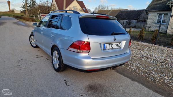 Grey Volkswagen Golf 2008 in Vilkaviskis, with an engine capacity of 1.90 L and mileage of 364 thousand km for 2200 €, photo 4 on AUTOMOTO.COM.LV