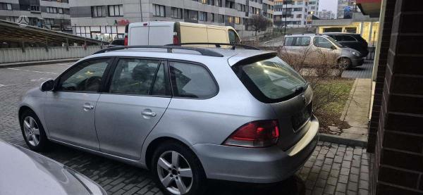 Grey Volkswagen Golf 2008 in Sakiai, with an engine capacity of 1.90 L and mileage of 332 thousand km for 1500 €, photo 3 on AUTOMOTO.COM.LV