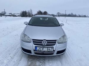 Pelēks Volkswagen Golf 2008 Marijampole, ar dzinēja tilpumu 1.90 L un nobraukumu 214 tūkst. km par 2700 €, foto 2 vietnē AUTOMOTO.COM.LV