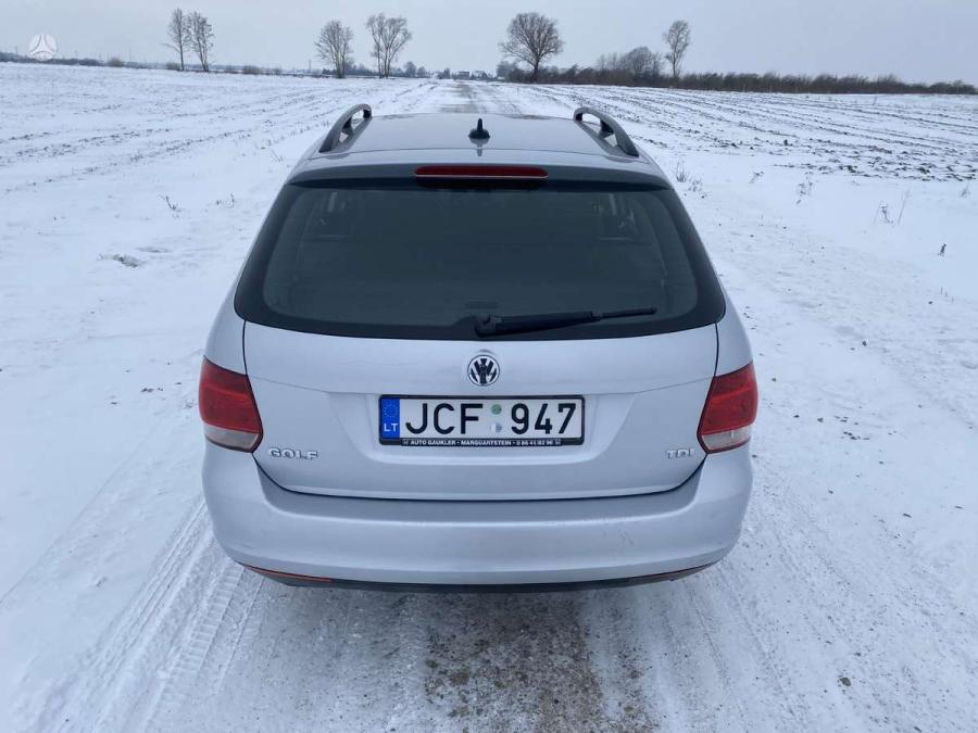 Pelēks Volkswagen Golf 2008 Marijampole, ar dzinēja tilpumu 1.90 L un nobraukumu 214 tūkst. km par 2700 €, foto 6 vietnē AUTOMOTO.COM.LV