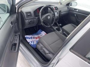 Pelēks Volkswagen Golf 2008 Marijampole, ar dzinēja tilpumu 1.90 L un nobraukumu 214 tūkst. km par 2700 €, foto 10 vietnē AUTOMOTO.COM.LV