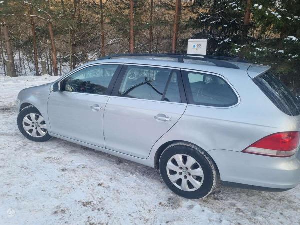 Grey Volkswagen Golf 2008 in Kaunas, with an engine capacity of 1.90 L and mileage of 272 thousand km for 2600 €, photo 6 on AUTOMOTO.COM.LV