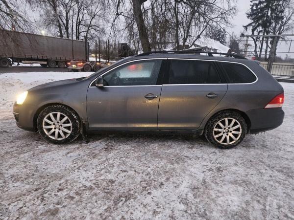 Pelēks Volkswagen Golf 2008 Valmiera, ar dzinēja tilpumu 1.90 L un nobraukumu 348 tūkst. km par 1590 €, foto 2 vietnē AUTOMOTO.COM.LV