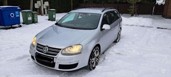 Grey Volkswagen Golf 2008 in Kaunas, with an engine capacity of 1.90 L and mileage of 228 thousand km for 2950 €, photo 1 on AUTOMOTO.COM.LV