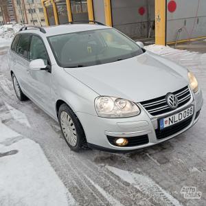 Pelēks Volkswagen Golf 2008 Panevēža, ar dzinēja tilpumu 1.90 L un nobraukumu 256 tūkst. km par 2000 €, foto 2 vietnē AUTOMOTO.COM.LV