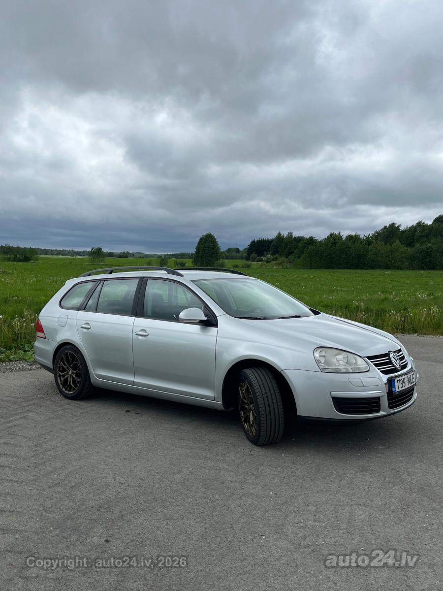 Grey Volkswagen Golf 2008 in Tallinn, with an engine capacity of 1.60 L and mileage of 268 thousand km for 3000 €, photo 3 on AUTOMOTO.COM.LV