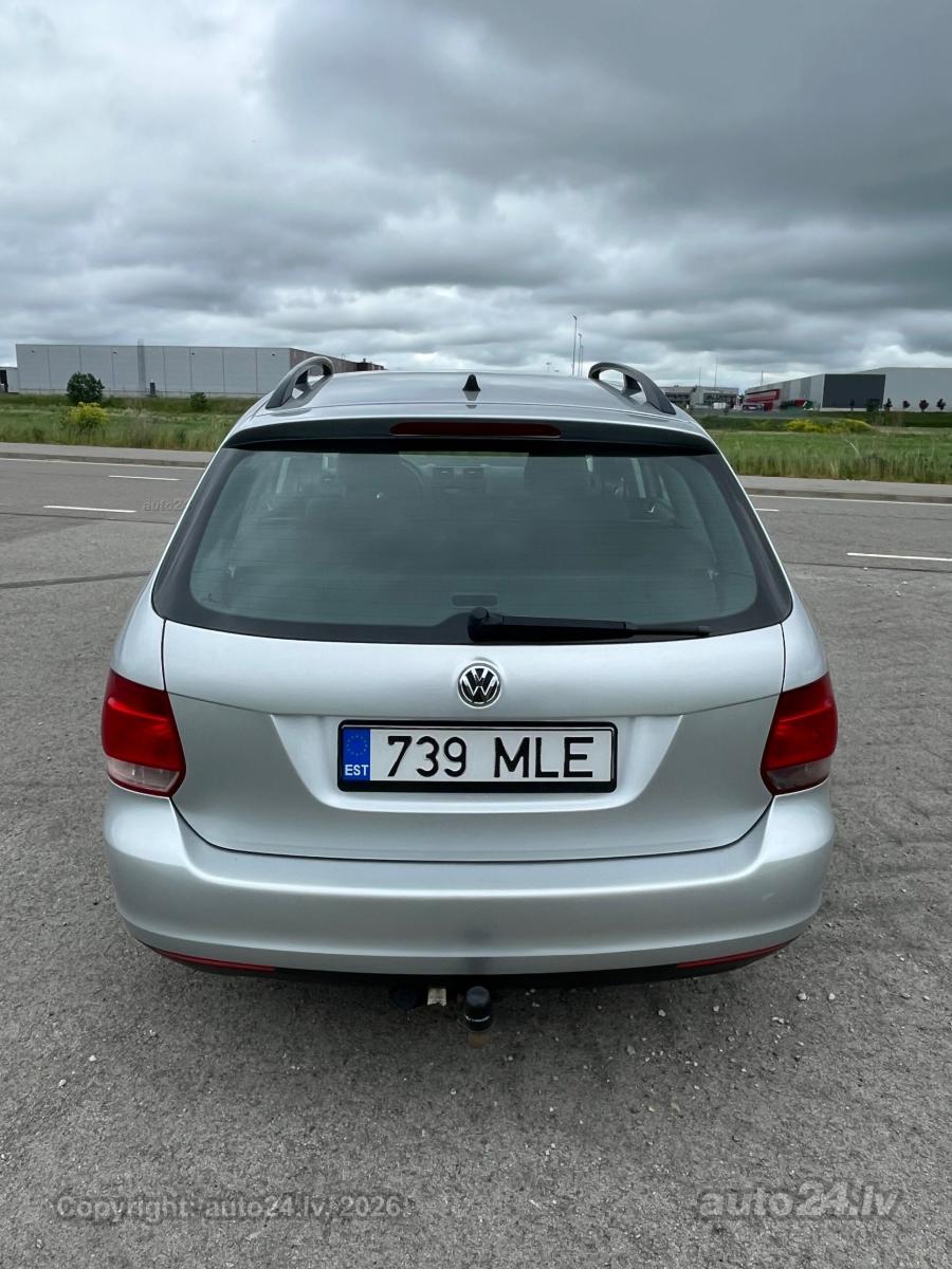 Grey Volkswagen Golf 2008 in Tallinn, with an engine capacity of 1.60 L and mileage of 268 thousand km for 3000 €, photo 5 on AUTOMOTO.COM.LV