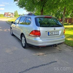 Pelēks Volkswagen Golf 2008 Rēzekne, ar dzinēja tilpumu 1.90 L un nobraukumu 0 tūkst. km par 3200 €, foto 6 vietnē AUTOMOTO.COM.LV