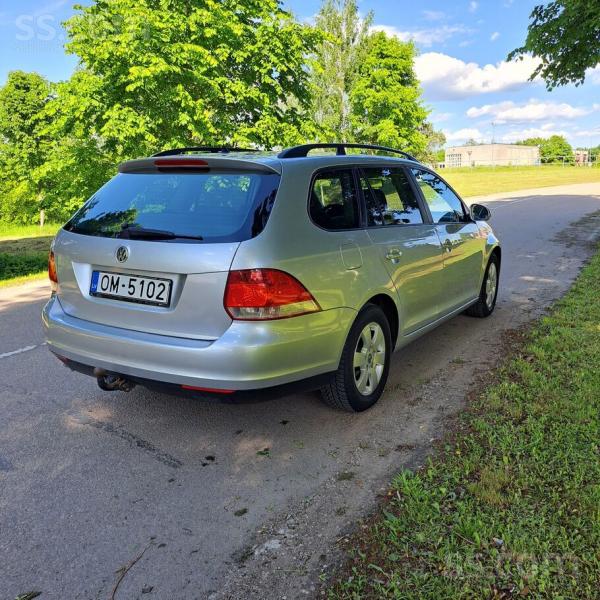 Grey Volkswagen Golf 2008 in Rezekne, with an engine capacity of 1.90 L and mileage of 0 thousand km for 3200 €, photo 6 on AUTOMOTO.COM.LV