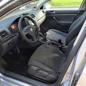 Pelēks Volkswagen Golf 2008 Rēzekne, ar dzinēja tilpumu 1.90 L un nobraukumu 0 tūkst. km par 3200 €, foto 12 vietnē AUTOMOTO.COM.LV