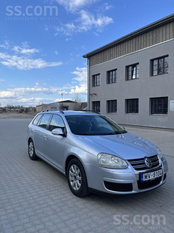 Grey Volkswagen Golf 2008 in Kuldiga, with an engine capacity of 1.90 L and mileage of 277 thousand km for 1900 €, photo 2 on AUTOMOTO.COM.LV