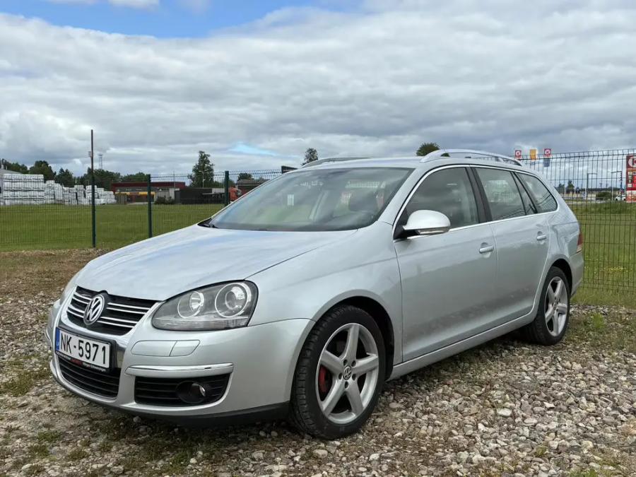 Pelēks Volkswagen Golf 2008 Saldus, ar dzinēja tilpumu 2.00 L un nobraukumu 127 tūkst. km par 3500 €, foto 1 vietnē AUTOMOTO.COM.LV